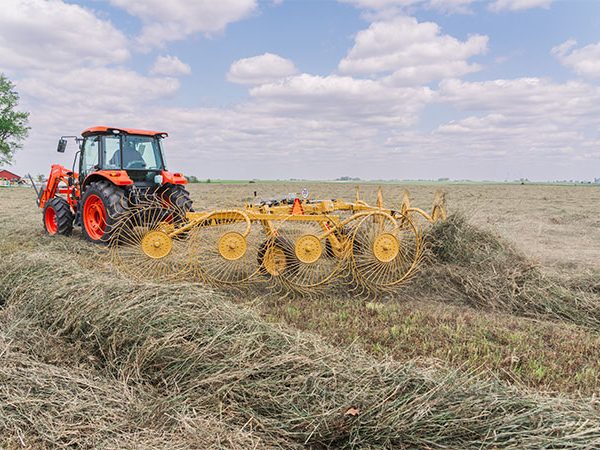 Vermeer VRC820 Carted Wheel Rake - Barker's Equipment